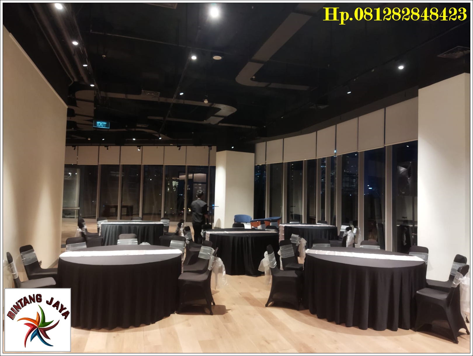 Sewa Meja Bulat Murah Taplak Hitam Runner Putih Di Cilegon | Pusat Sewa ...